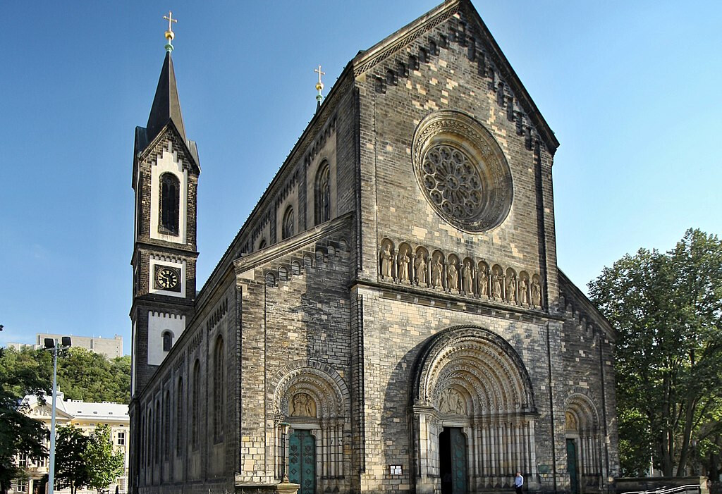 Karlín Barracks - Invalidovna